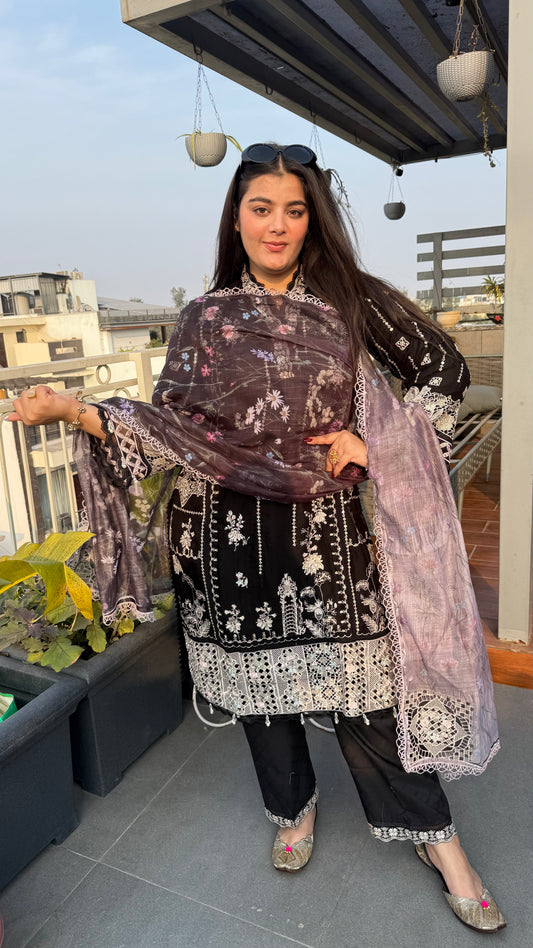 Pakistani Suit – design.machine1